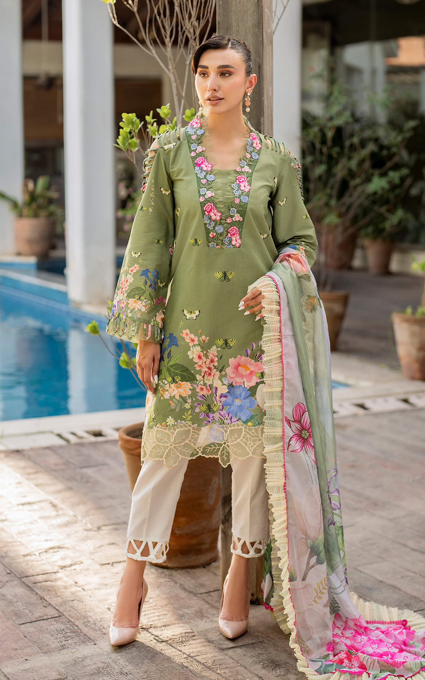 Meyna MK-07 | Asifa & Nabeel | Meraki Volume 2 Summer Lawn 2024 – Ayat ...