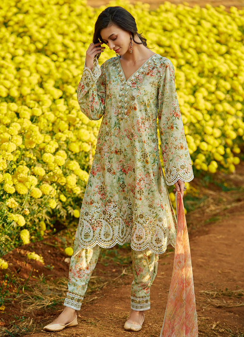 Semrah | Image | Printkari Lawn 2024 – Ayat B Wardrobe