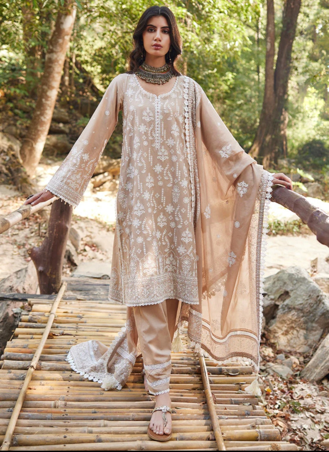 Mohor | Image | Lawnkari® ’Collection 2023 – Ayat B Wardrobe